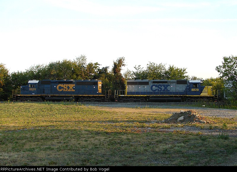 CSX 8855 & 8829
